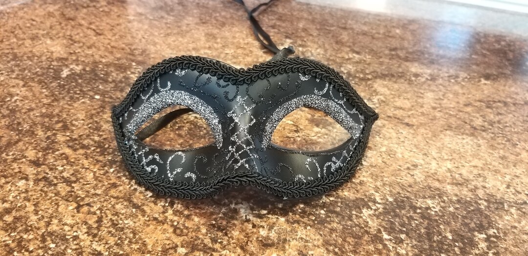 Black Masquerade Mask: Gothic Lace Party Costume - Etsy