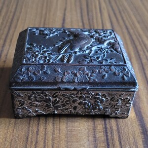 Excellent Japanese Early 20th Century Repoussé Decorative Jewellery or ...