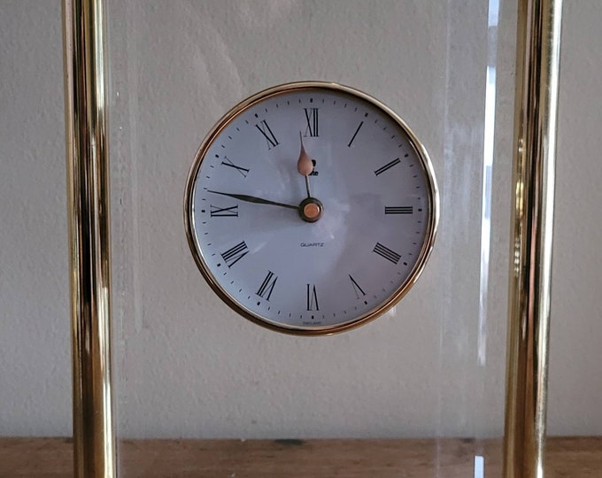 Lovely Vintage Elite Quartz Mantel Clock - Etsy