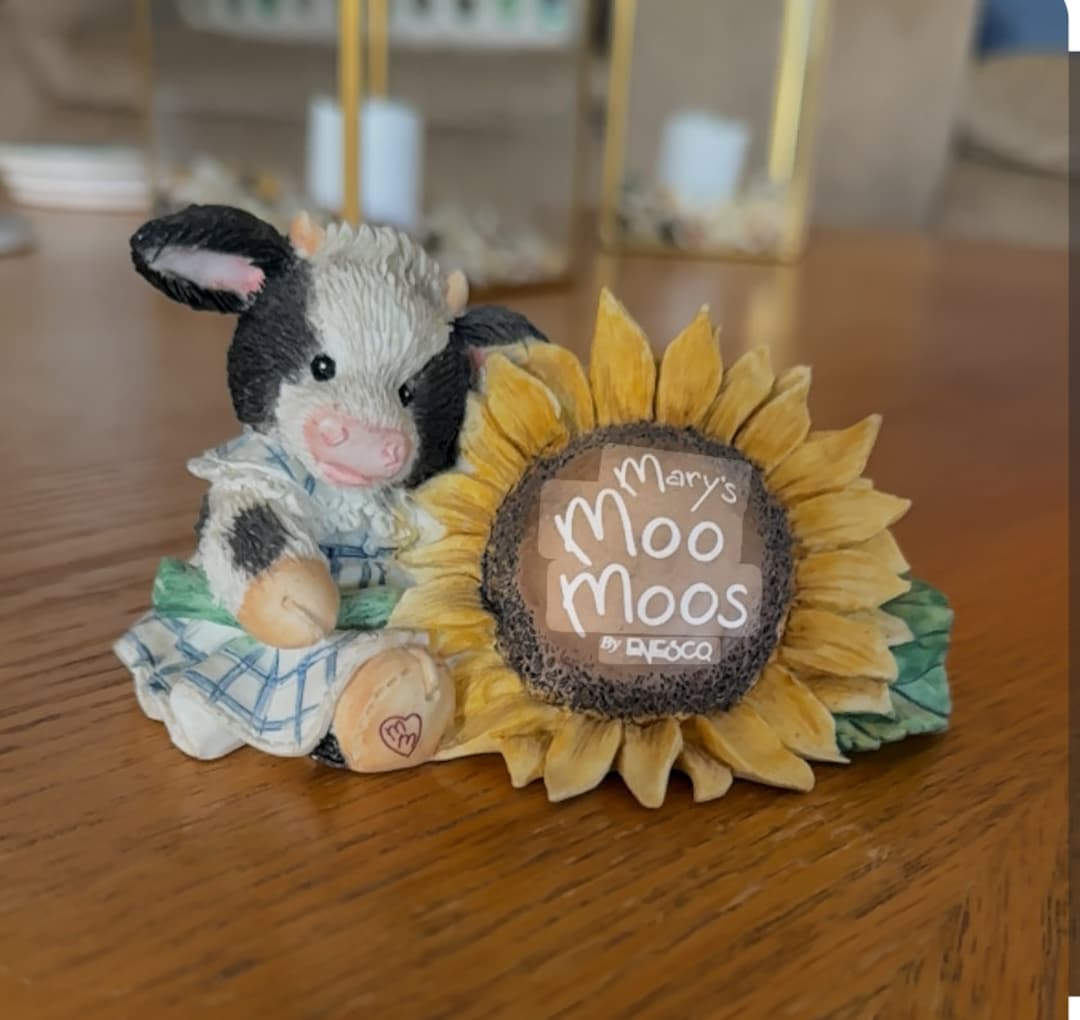 Marys Moo Moos Vintage Cow Figurines sunflower Signage - Etsy