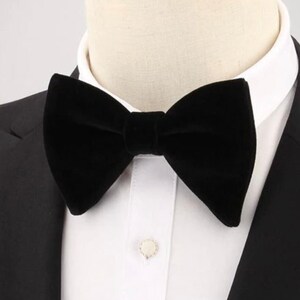 Black Velvet Oversized Bow Tie & Pocket Square Set Tuxedo or - Etsy UK
