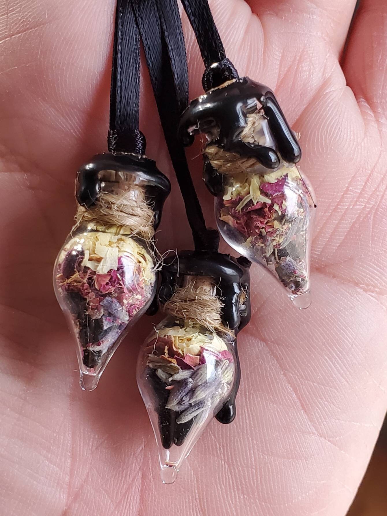 Hanging Spell Bottles, Spell for Dreamwork, Witchy Gifts, for Women ...