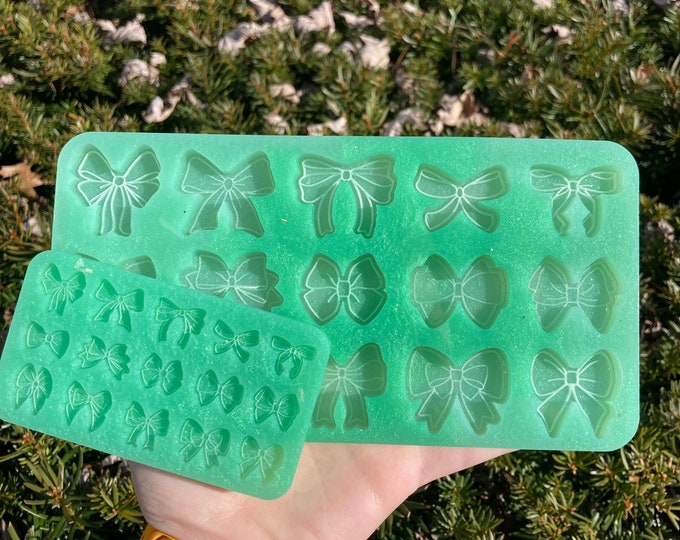PREORDER Bow Silicone Molds - for Epoxy Resin Art Jewelry Loopcoop ...