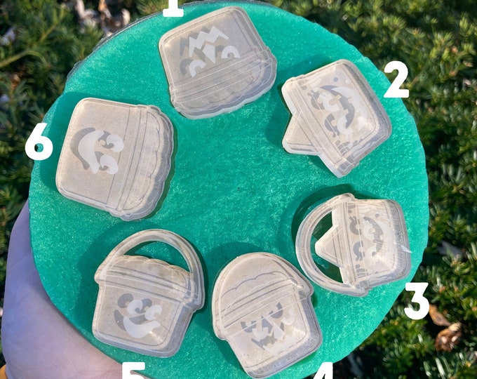 PREORDER Halloween Buckets Silicone Molds Coffin Spider Bat Pumpkin ...