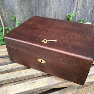 Wooden Box With Key, Lockable Natural Wooden Box With Lid, Jewellery ...