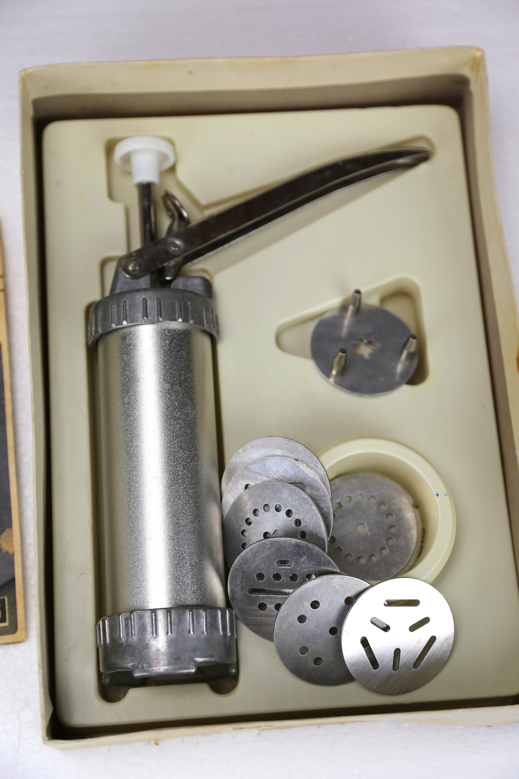 Vintage Retro Cookie Press Kit Machine With 8 Press Molds for - Etsy