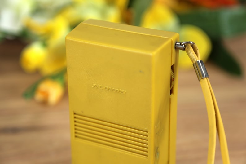 Very Rare Model Lyoyd's Electronics 10 Transistors Tr-10k Radio ...