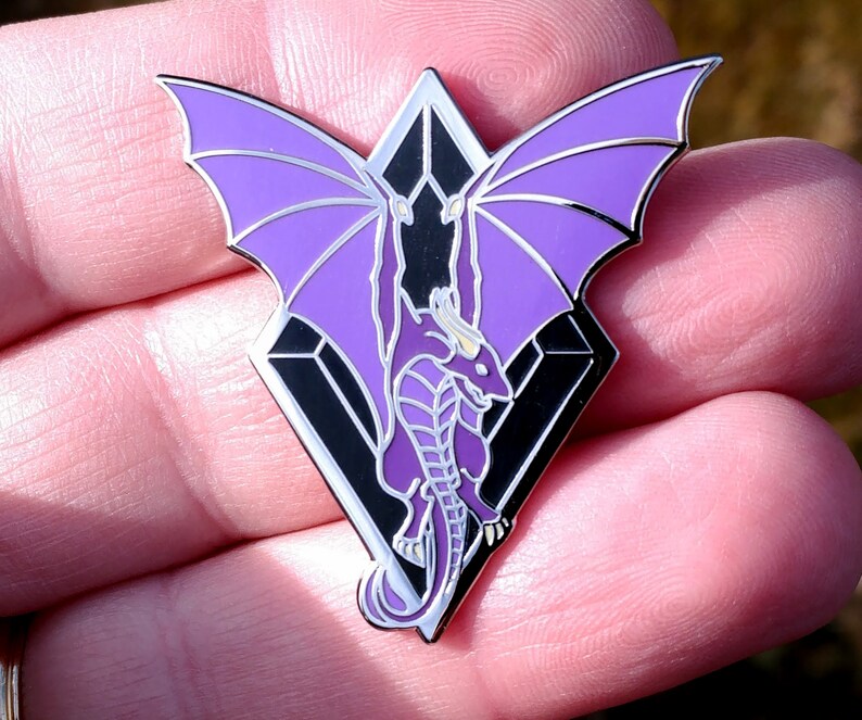Flying Dragon Hard Enamel Pin Wyvern Pin Fantasy Pin Dragon - Etsy