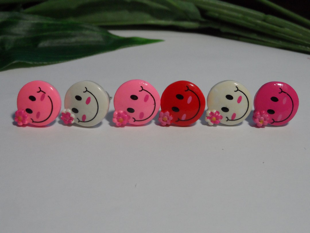 Smiley Face Push Pins, Novelty Push Pins, Decorative Push Pins, Novelty ...