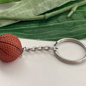 Basketball Keychain, Basketball Keyrings, Novelty Keychains, Basketball ...