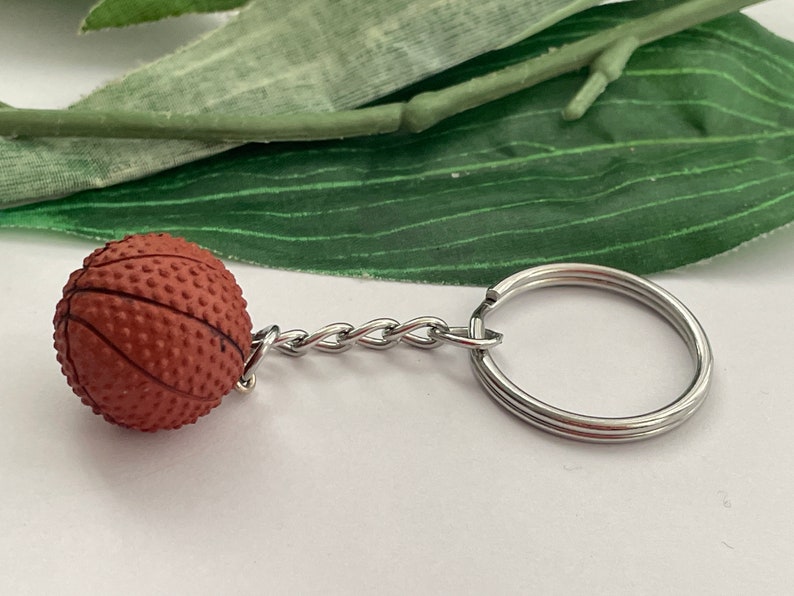 Basketball Keychain, Basketball Keyrings, Novelty Keychains, Basketball ...