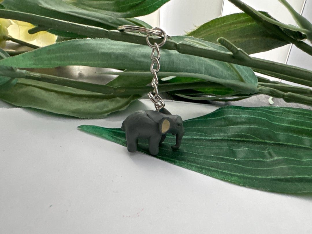 Elephant Keychain, Novelty Keychain, Elephant Keyrings, Animal ...