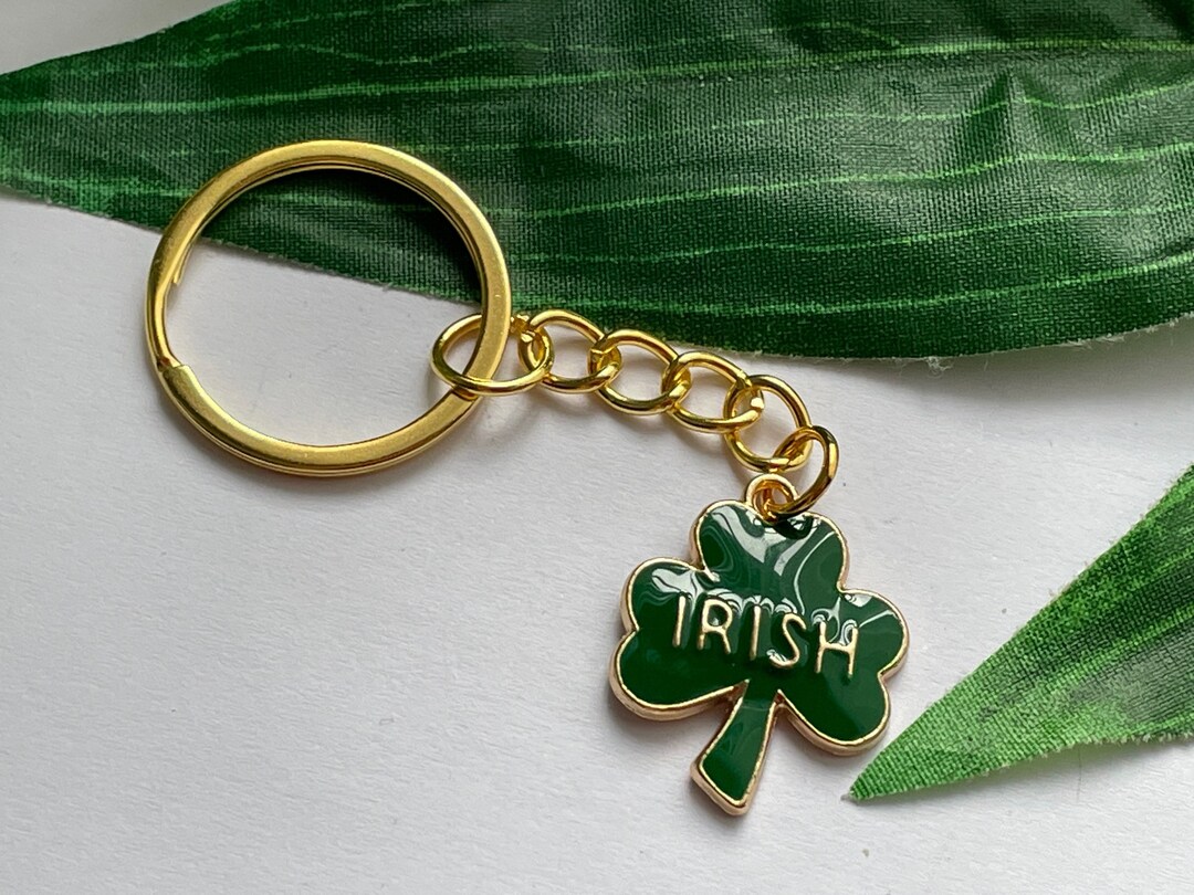 Four Leaf Clover Keychains, Novelty Keychains, Irish Keyrings, Birthday ...