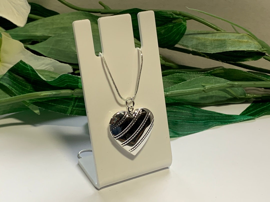 Girls Heart Locket Necklace, Girls Necklace, Girls Pendants, Child's ...