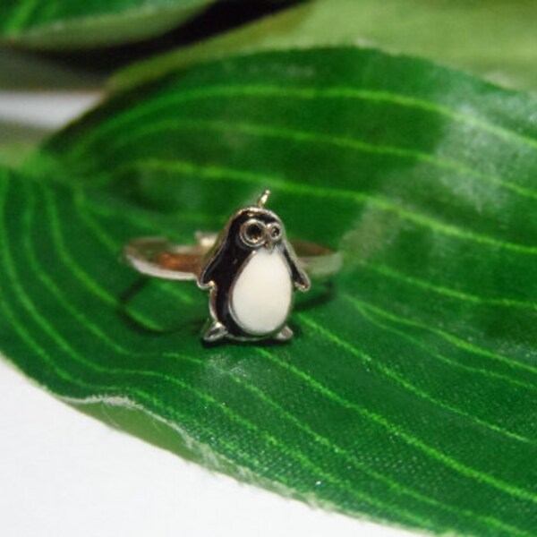 Penguin Ring - Etsy