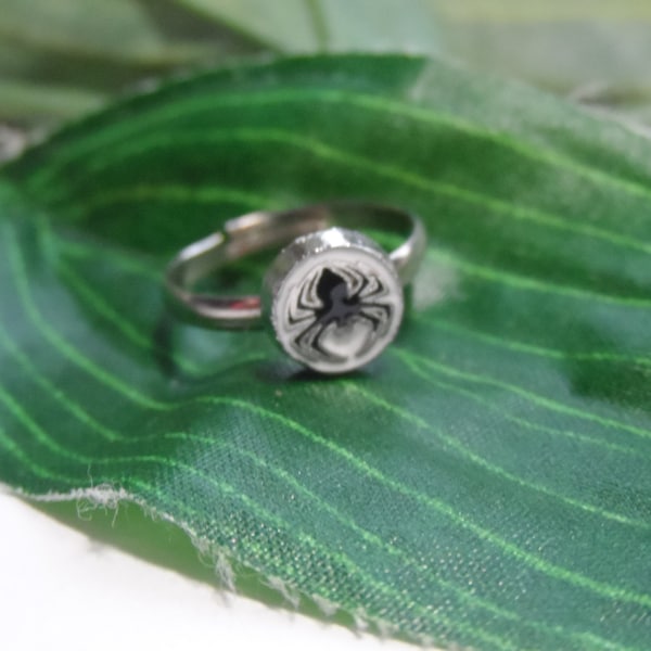 Spider Ring - Etsy