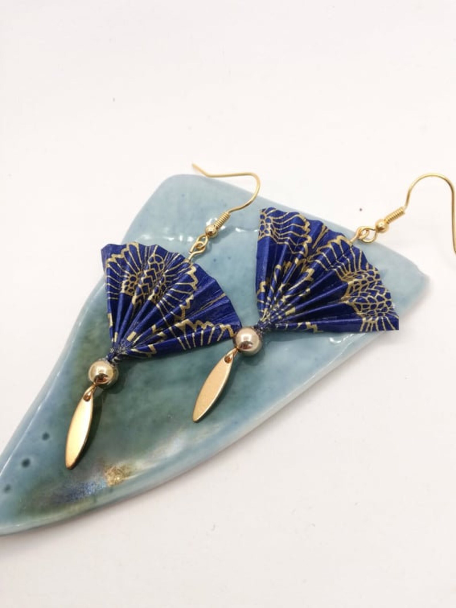 Eventail origami papier bleu et or, boucles d'oreilles origami éventail ...