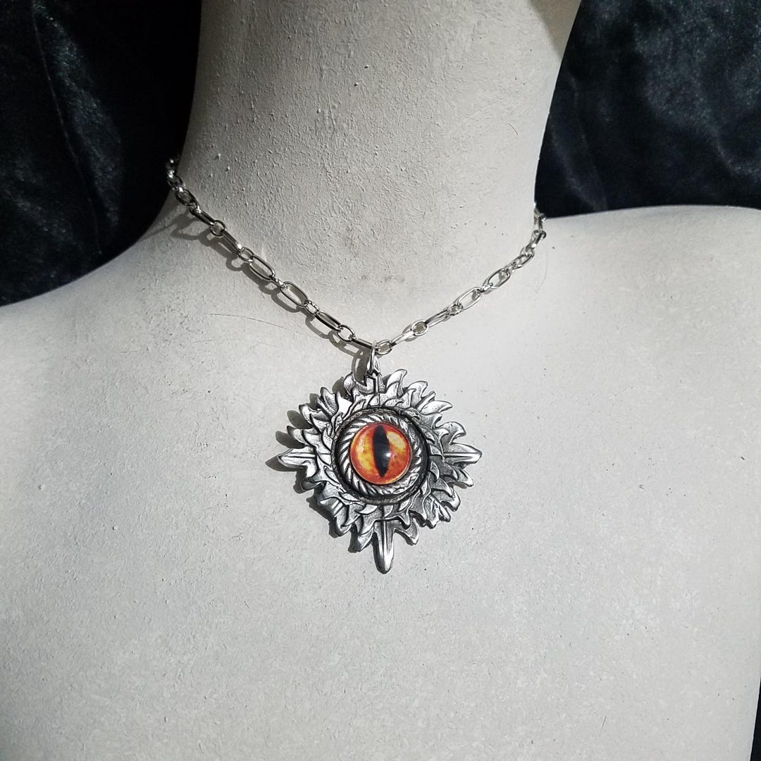 Eye of Sauron Wizard's Pendant - Etsy
