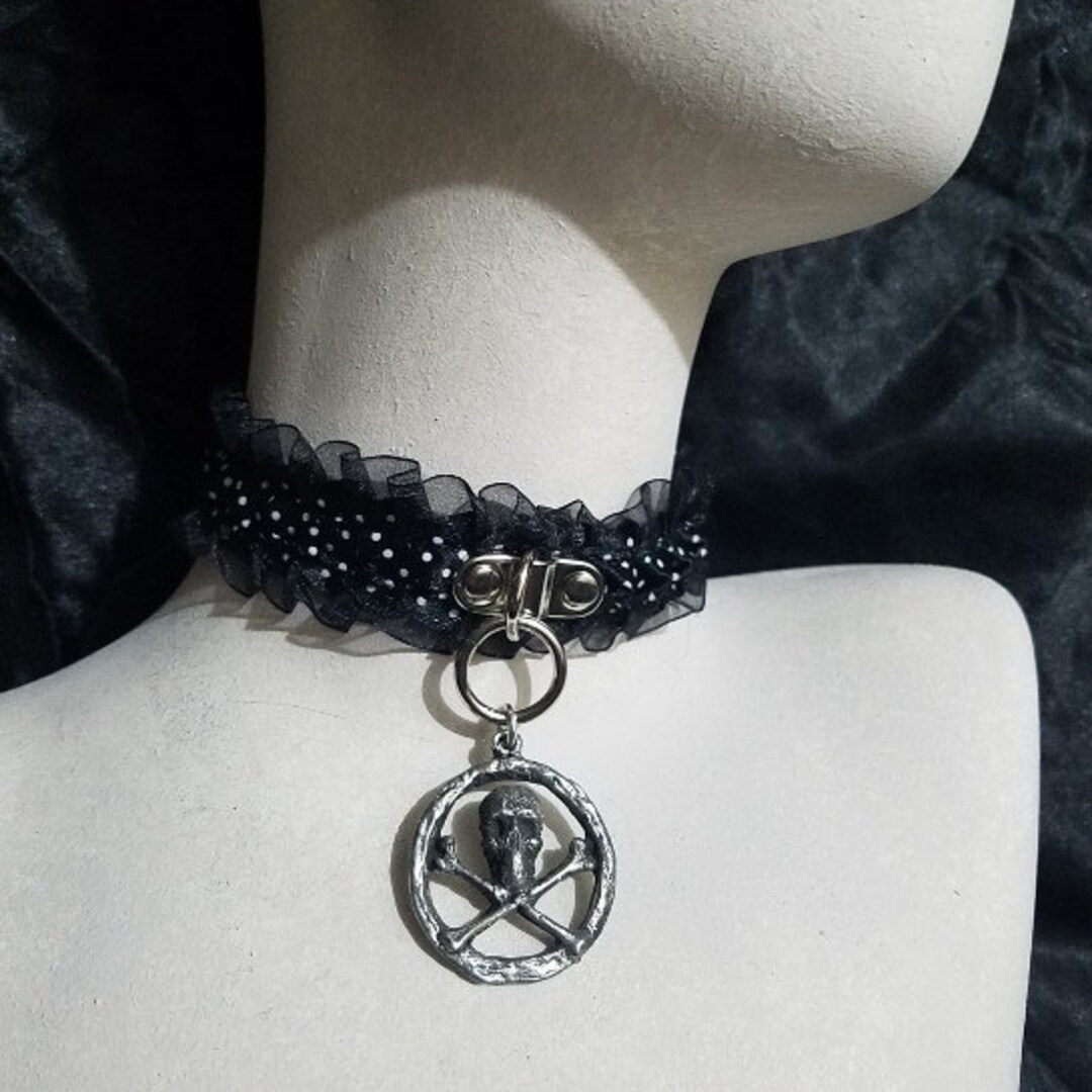 Pretty Leather and Lace Choker With Pewter Skull & Bones Pendant - Etsy