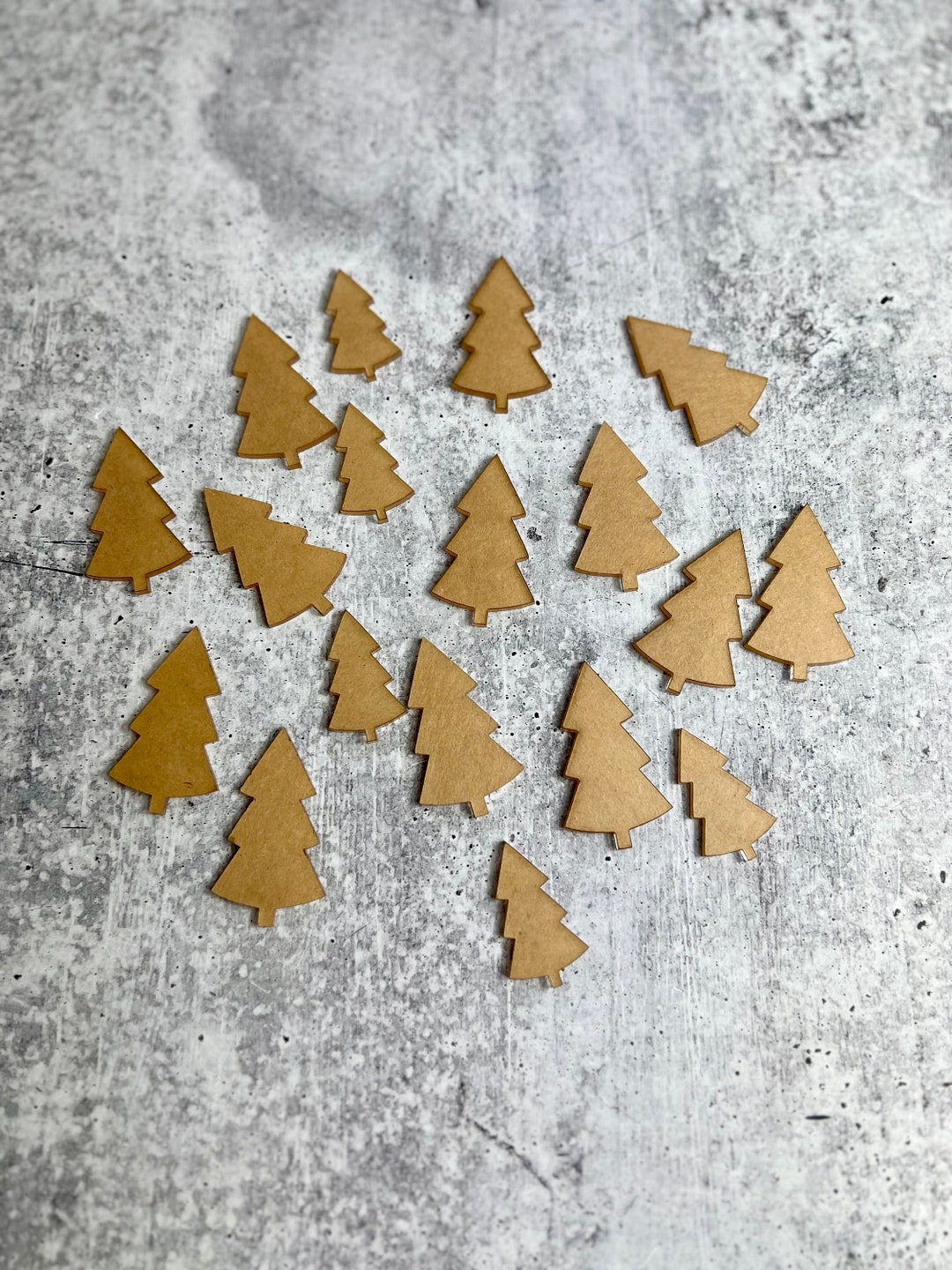 NOVEMBER CLEARANCE Reverse Bleach Christmas Tree Stencil, Bleached ...