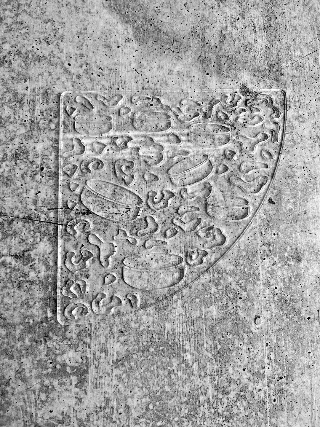 Leopard Hockey Puck Print Sleeve Stencil, Bleached Shirt Sleeve Stencil ...