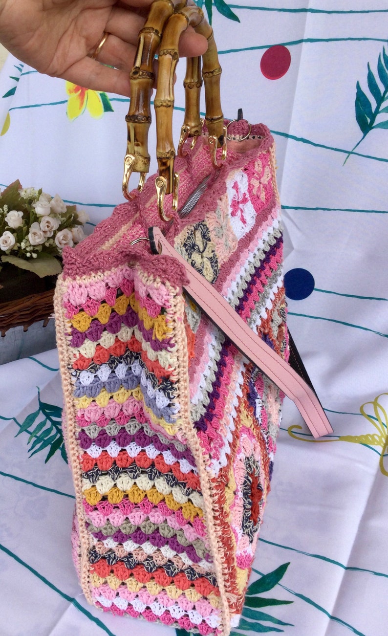 Borsa granny square ad uncinetto con manici in bambù, grande borsa estiva in cotone, su ...