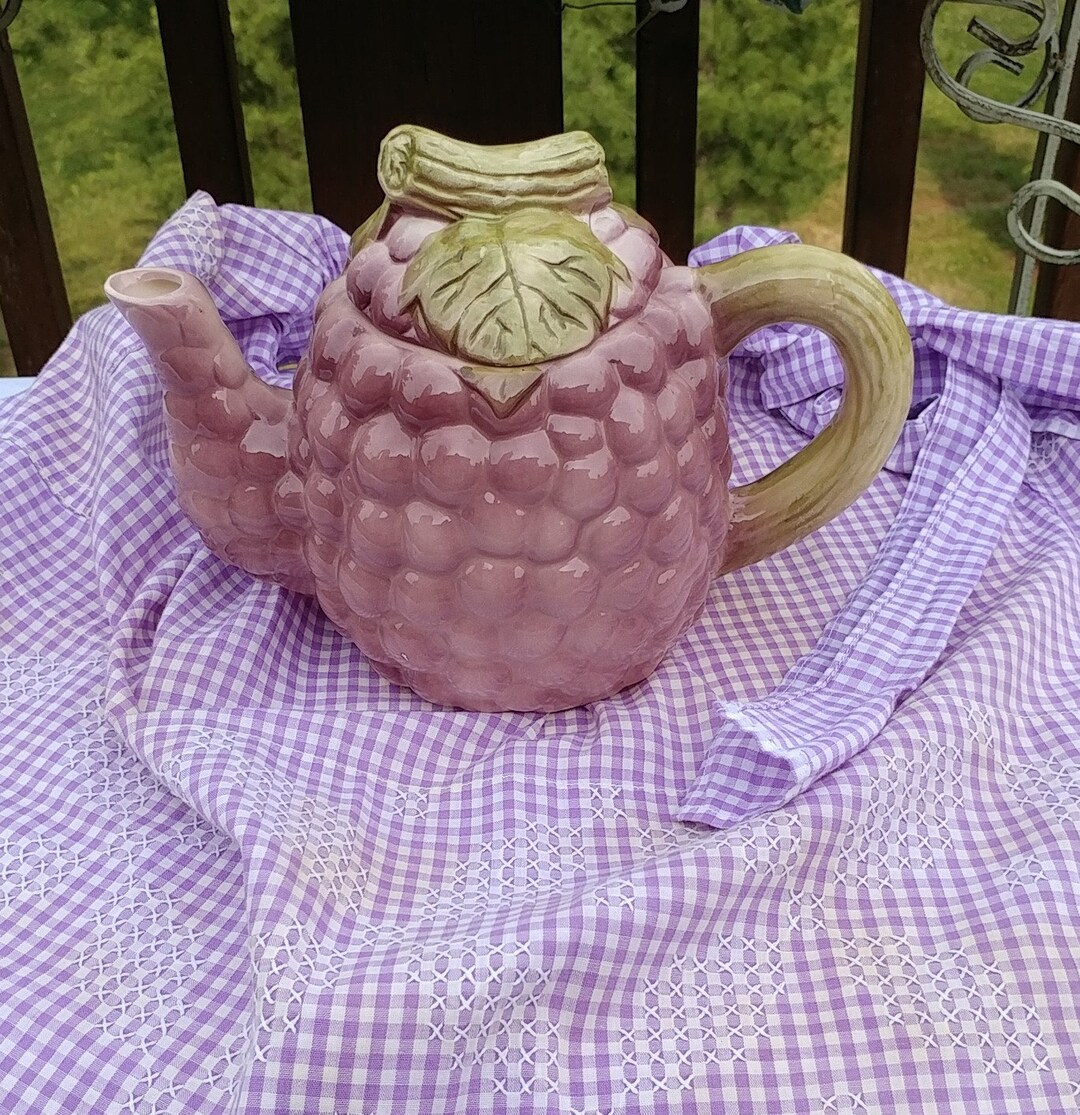 Vintage Hand Painted Grapes Figural Teapot, Full Size; Vintage Teapot ...