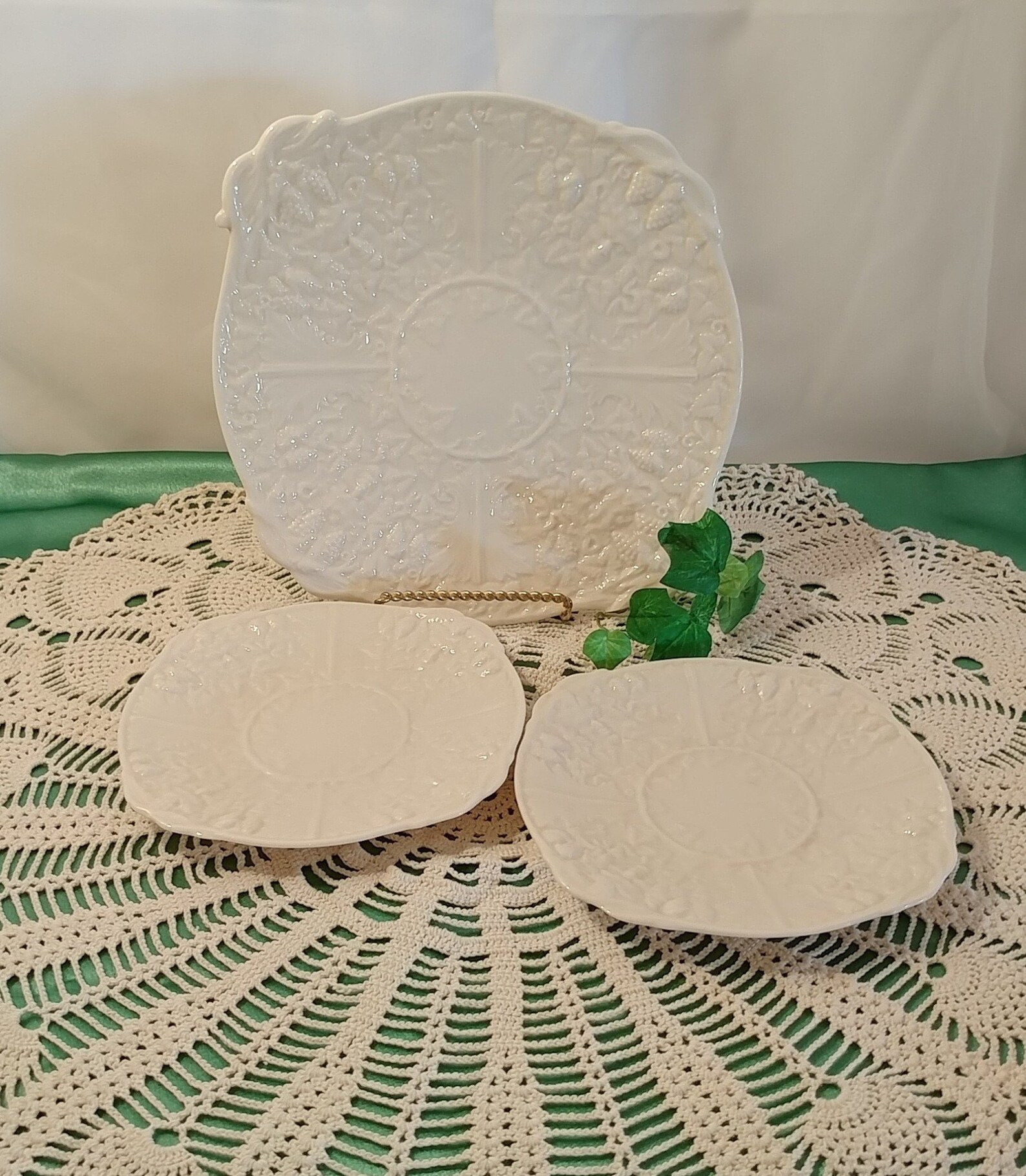 Stunning Belleek China Dessert Set in Irish Mask and Grapes Pattern ...