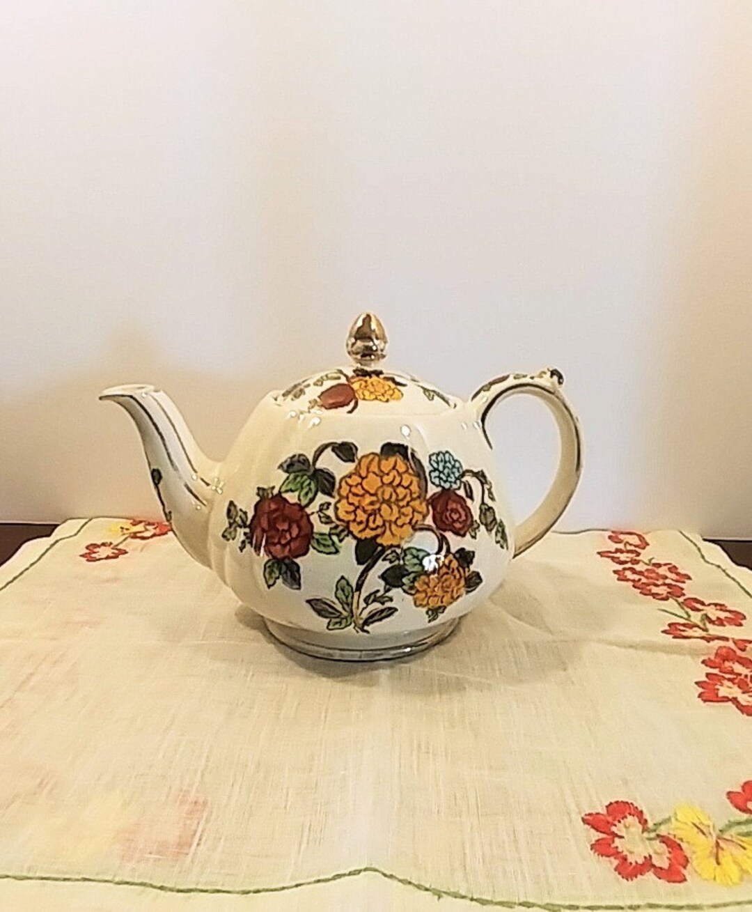 Sadler Floral Teapot With Gold Trims, Full Size; Vintage Sadler Teapot ...