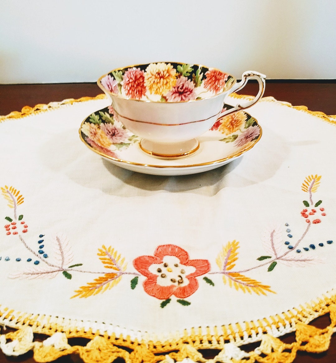 Paragon Bone China Mums Pattern Pedestal Tea Cup and Saucer Set ...