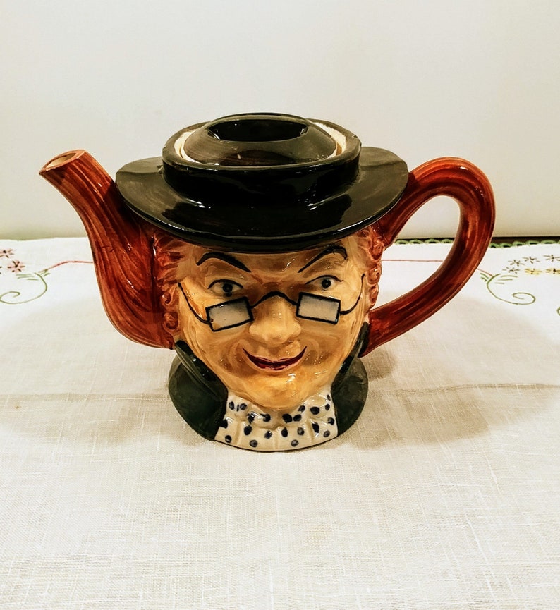 Fun Vintage Colonial Gentleman Toby Teapot by Wales China - Etsy