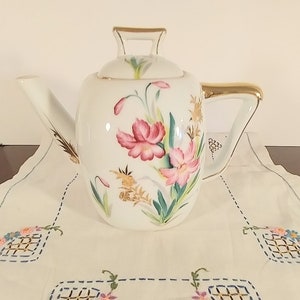 Hand Painted Mid Century Teapot by Ucagco Co, Full Size; Vintage Teapot ...