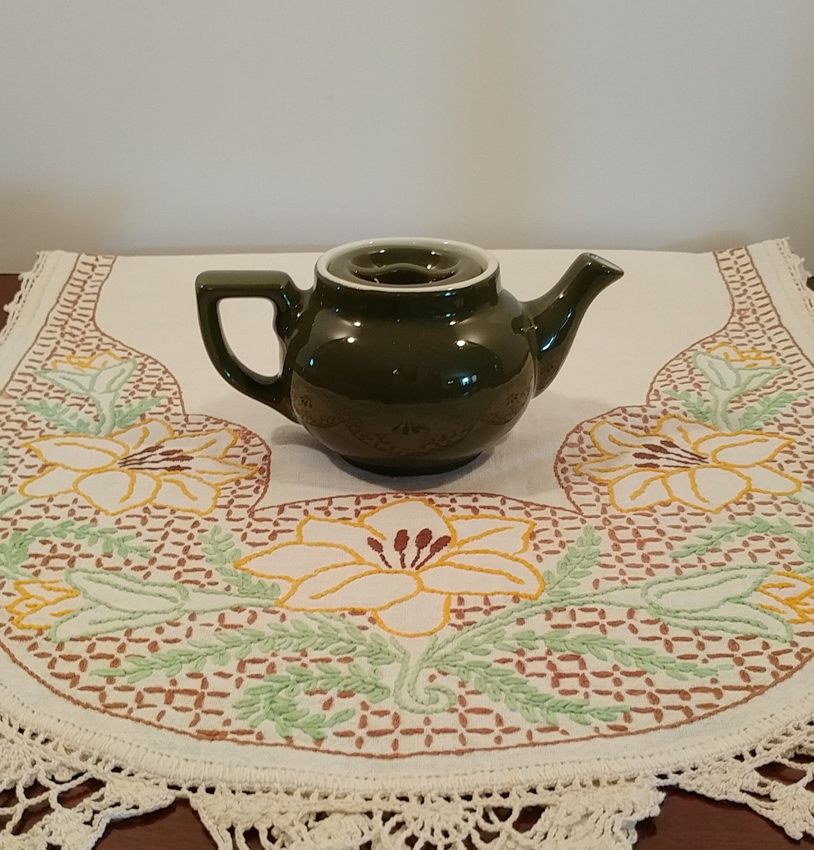 Hall China Personal Teapot, Round Design With Tab Top, Green; Vintage ...