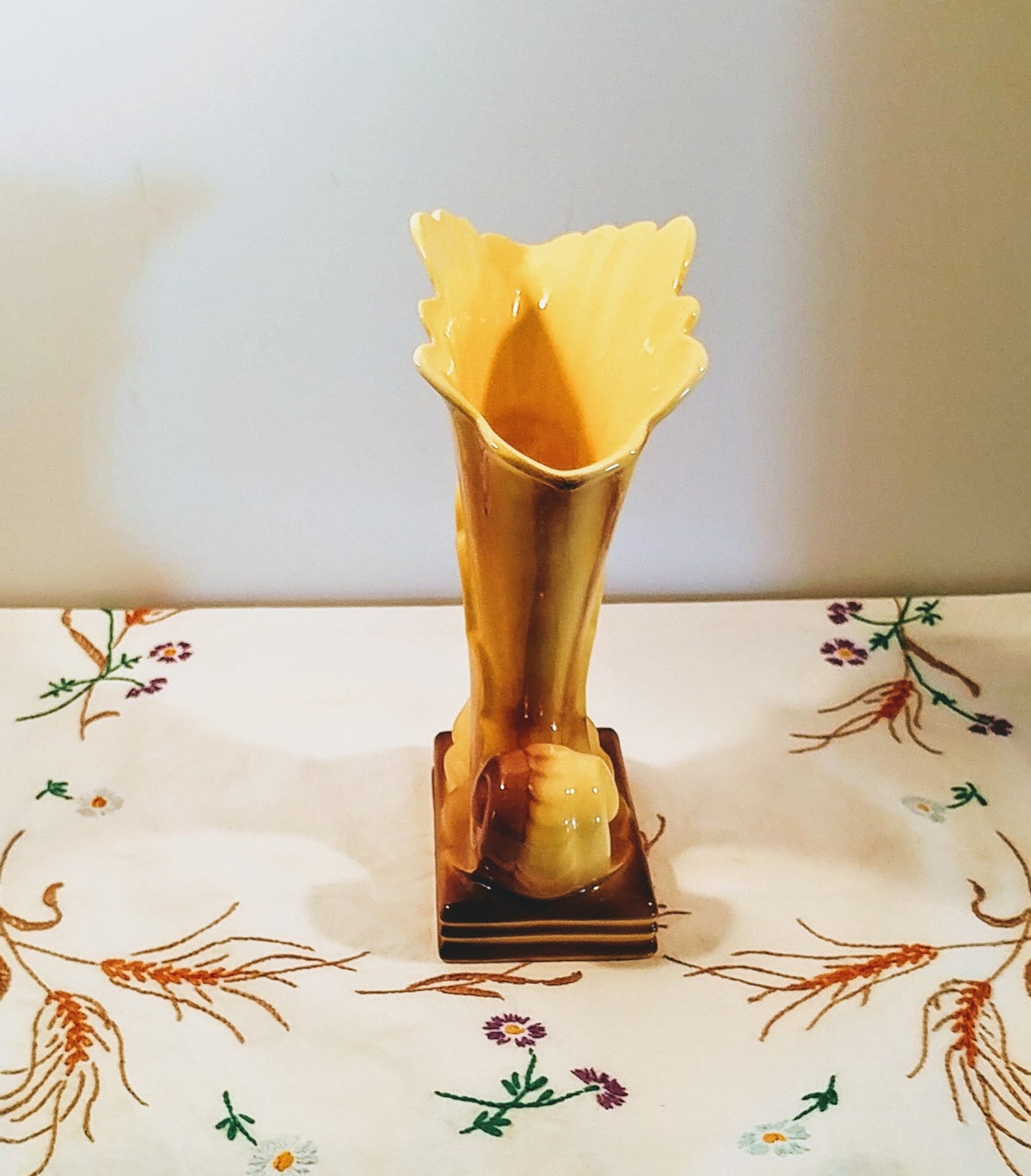 Vintage Standing Scroll Cornucopia Vase; Vintage Vase, Vintage Pottery ...