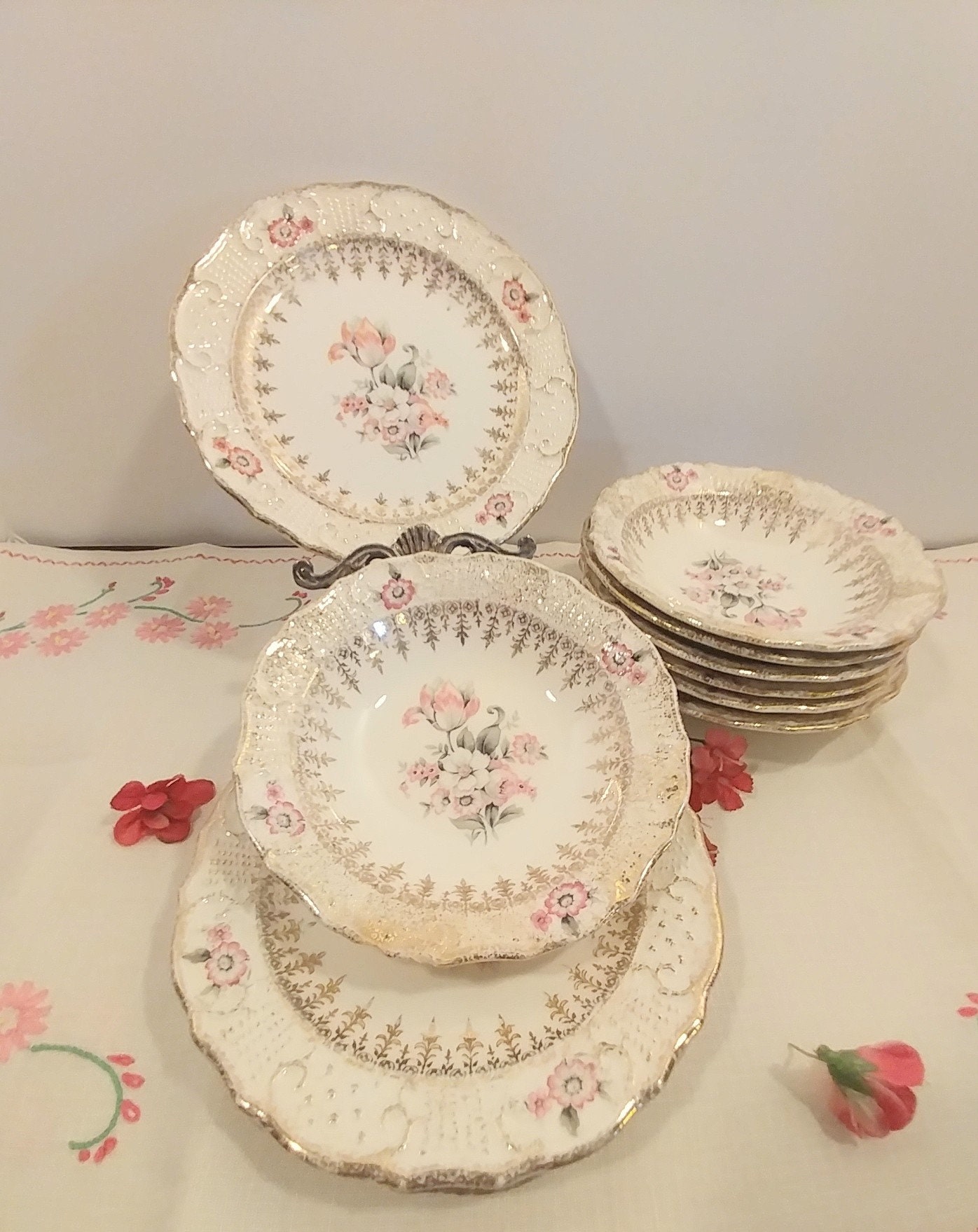 Vogue Washington Colonial Bowl and Plates Set Pattern VOG61 | Etsy