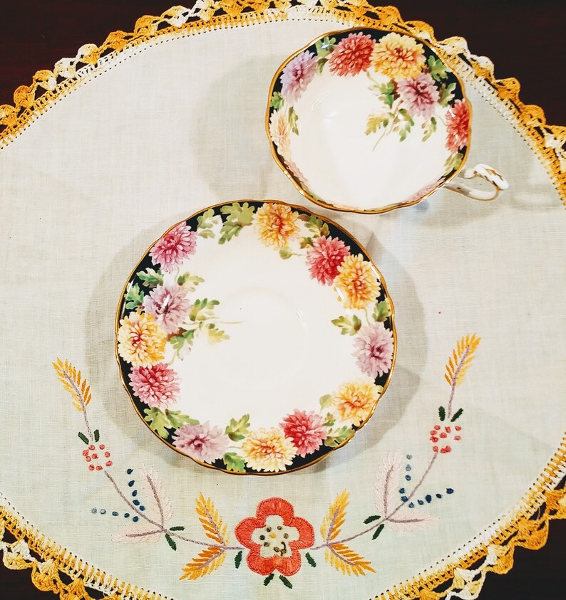 Paragon Bone China Mums Pattern Pedestal Tea Cup and Saucer Set ...
