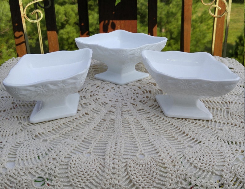 Milk Glass Pedestal Compote Set of Three Vintage Milk - Etsy