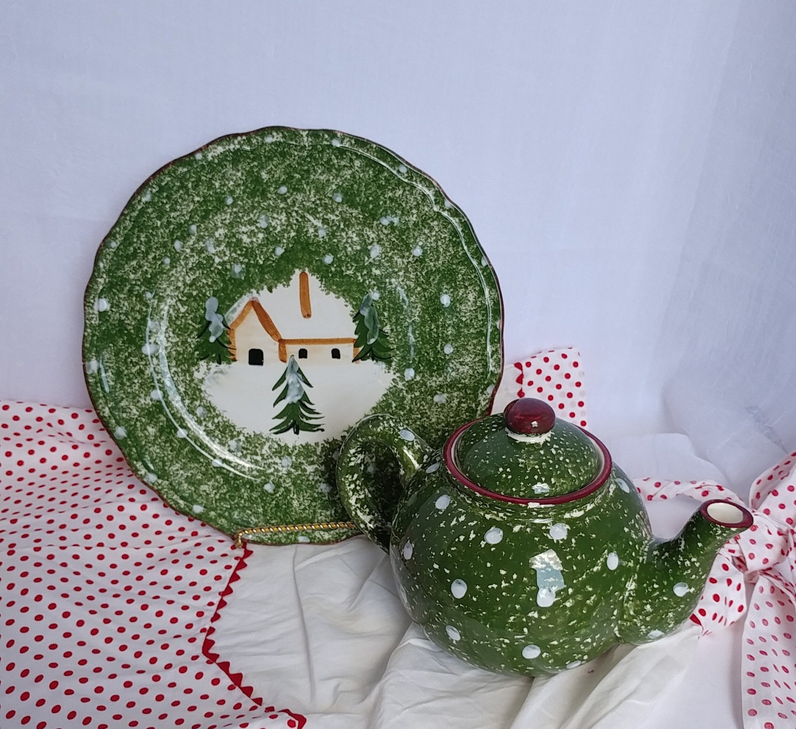 Vintage Winter Teapot and Serving Plate Set; Vintage Teapot, Vintage ...