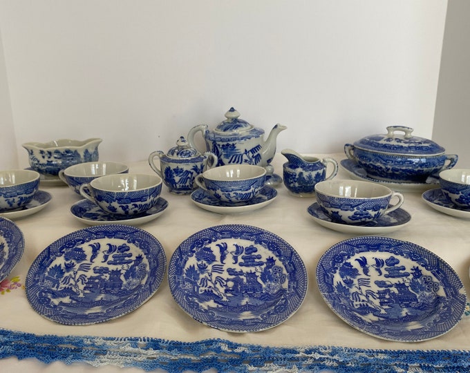 Children's Blue Willow Tea Set, Extensive 26 Piece Set, Made in Japan ...