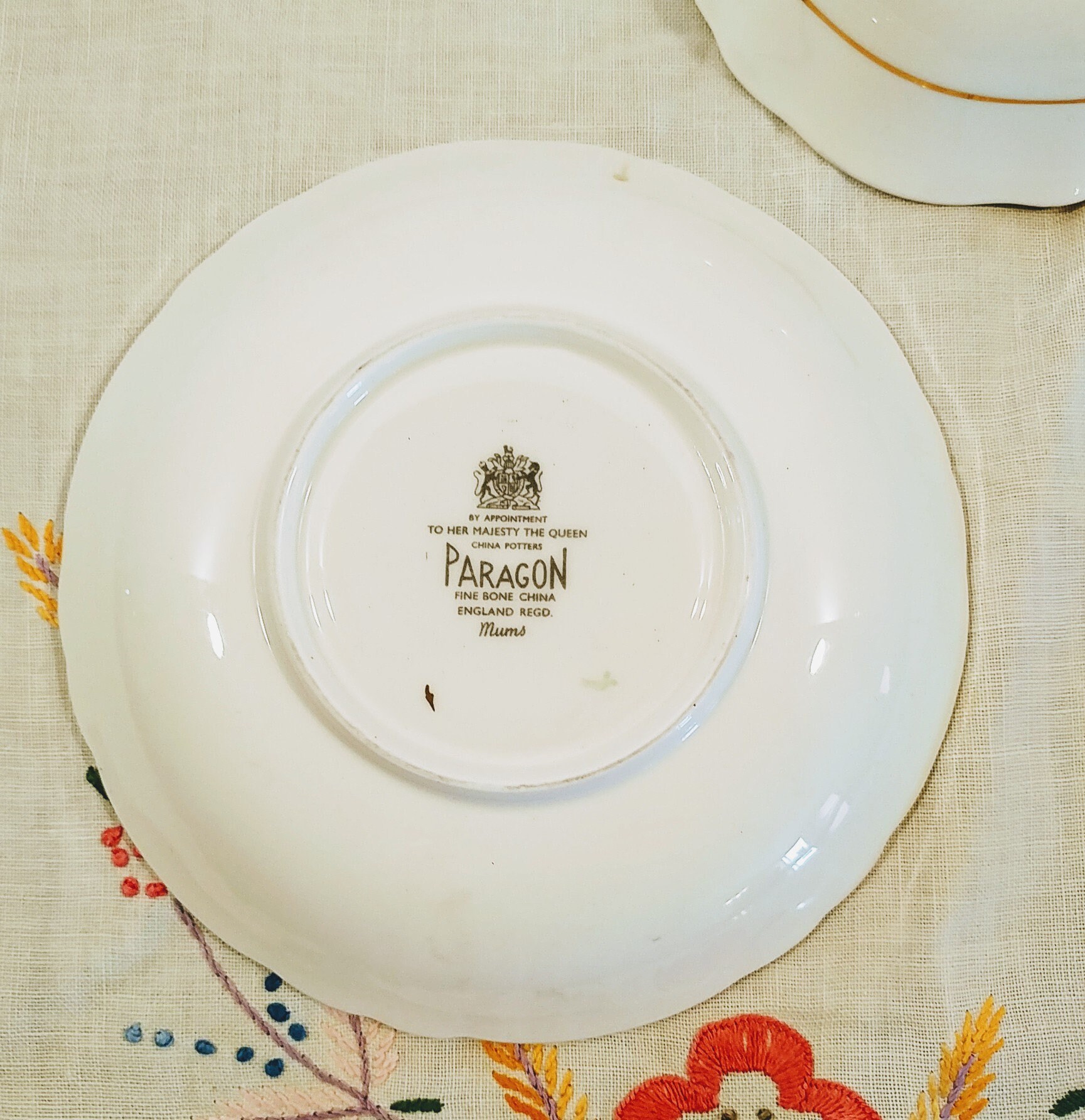 Paragon Bone China Mums Pattern Pedestal Tea Cup and Saucer Set ...