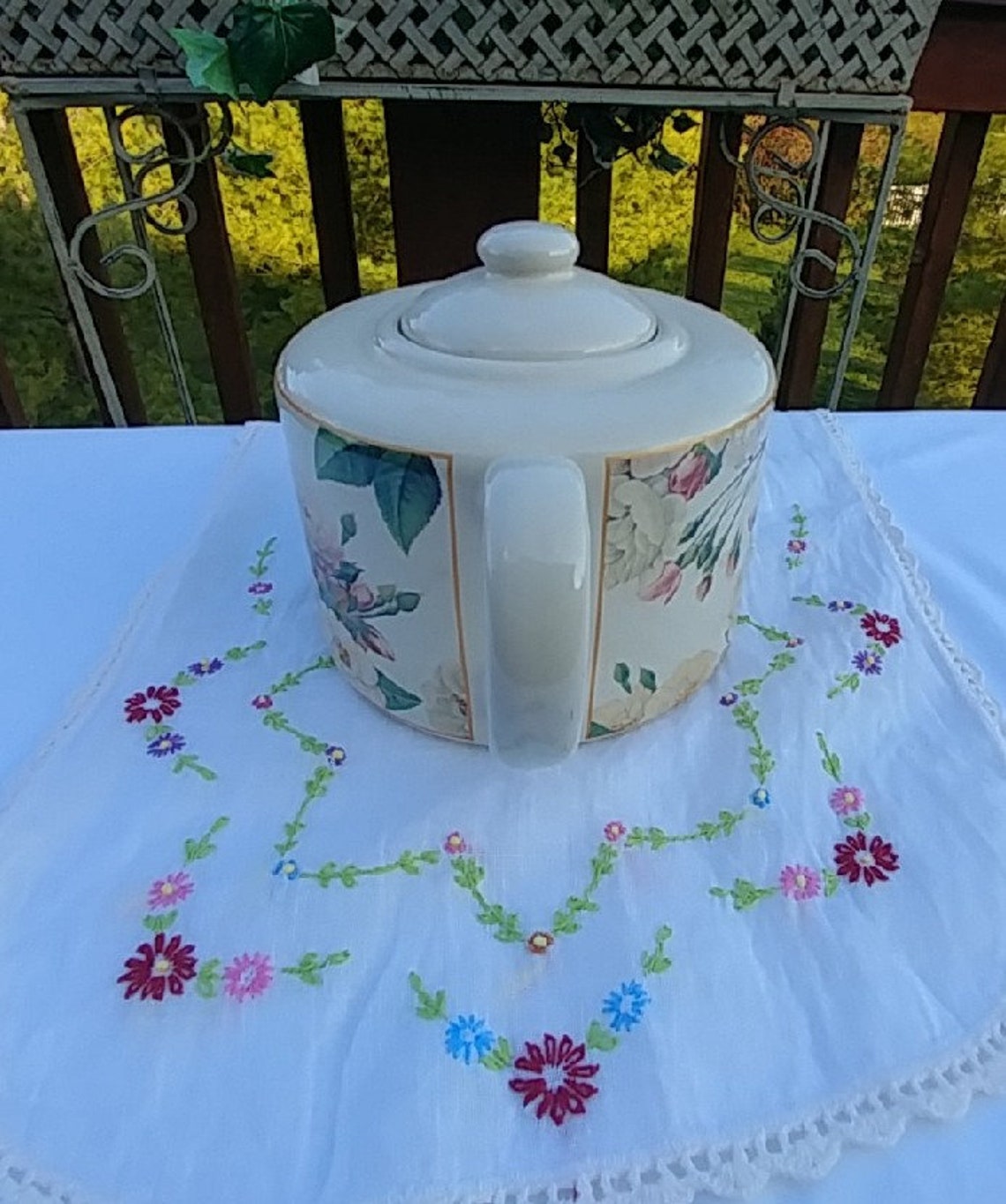 Vintage Hallmark Hawthorne Manor Teapot Full Size Vintage - Etsy