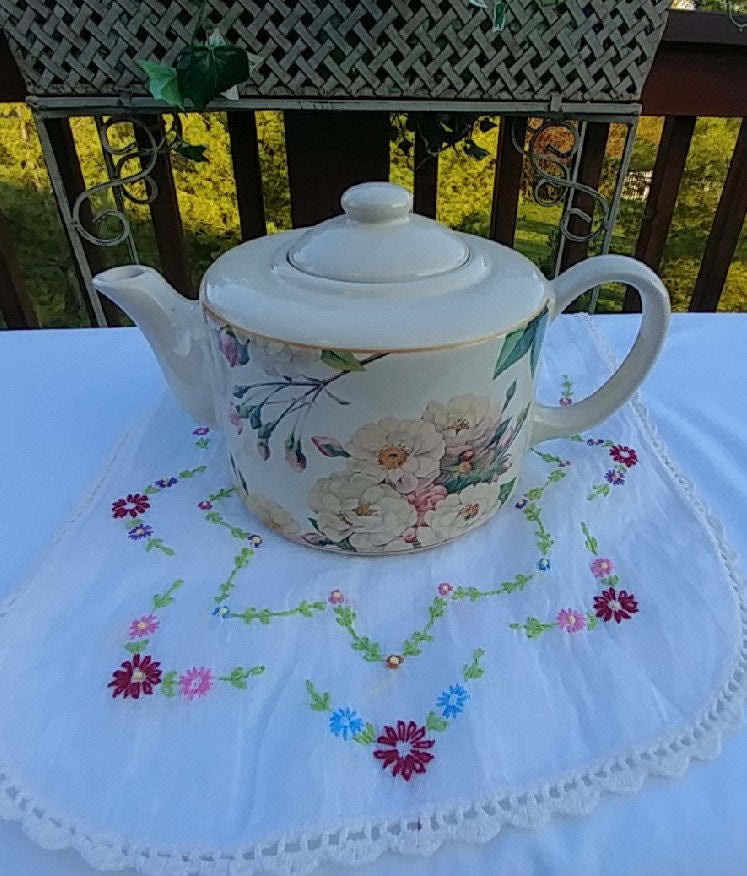 Vintage Hallmark Hawthorne Manor Teapot Full Size Vintage | Etsy