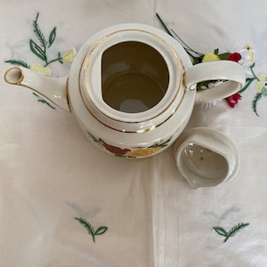 Sadler Red and Yellow Roses Teapot, Full Size; Vintage Sadler, Sadler ...