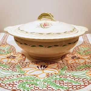 New Hall Pottery Romney Pattern Covered Tureen Covered Serving Dish ...