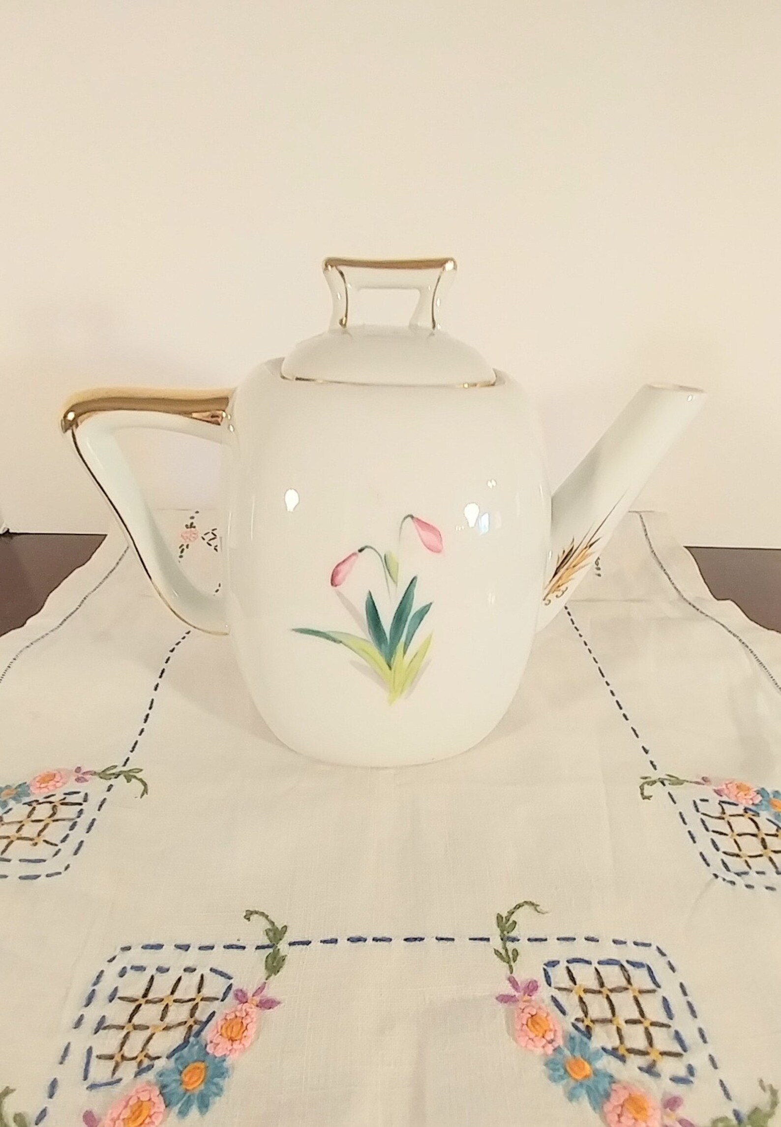 Hand Painted Mid Century Teapot by Ucagco Co, Full Size; Vintage Teapot ...
