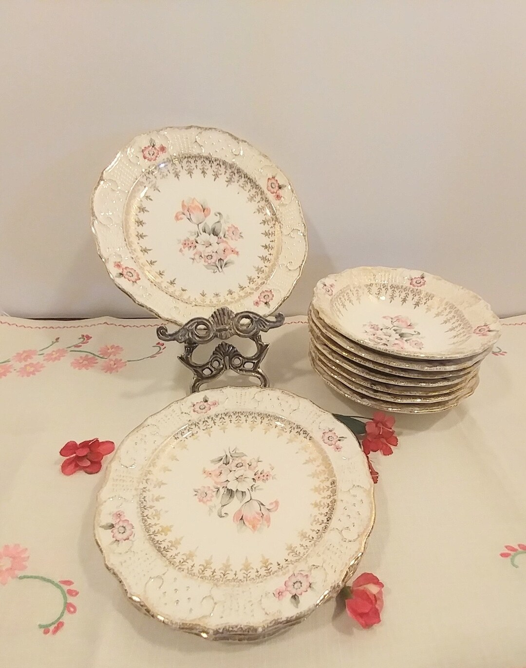 Vogue Washington Colonial Bowl and Plates Set, Pattern VOG61, Set of 11 ...