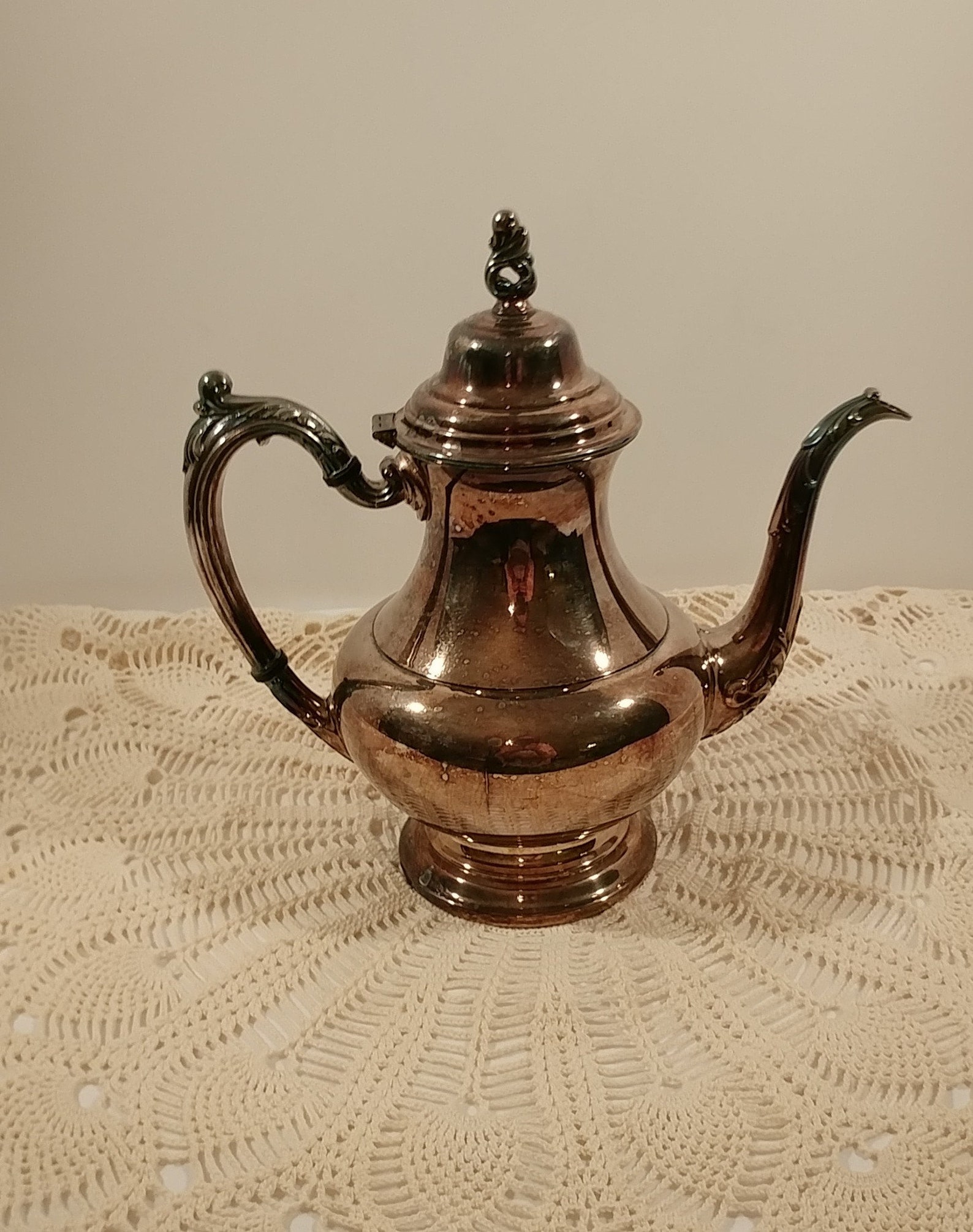 Vintage Oneida Silver Silverplated Coffee Pot Sea Crest - Etsy