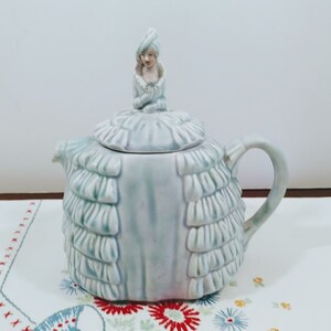 Stunning Sadler Ye Daintee Lady Crinoline Lady Teapot in Blue With Hand ...