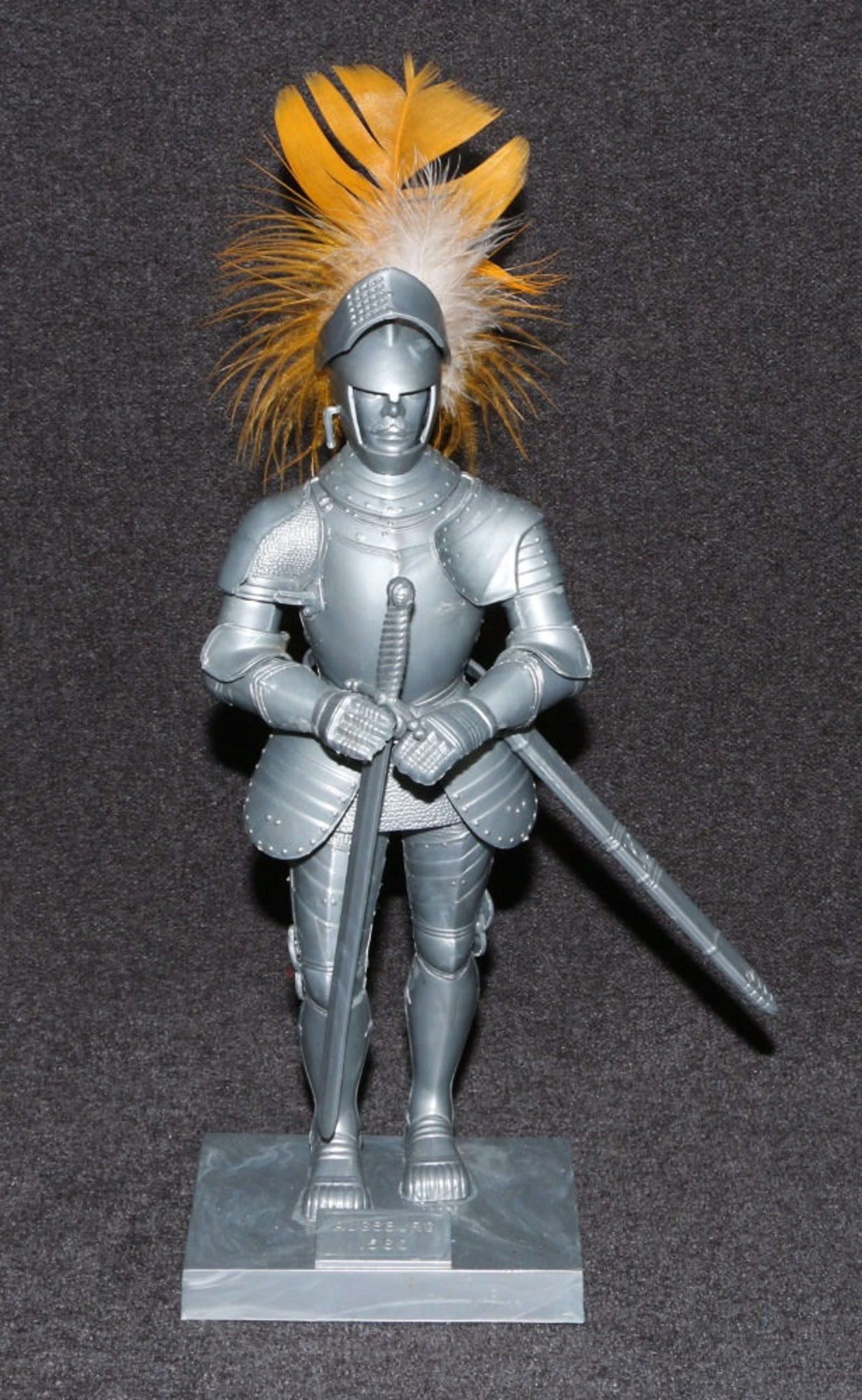 Aurora Model Built up 1973 Silver Knight of Augsberg Polk 1963 UK USA ...