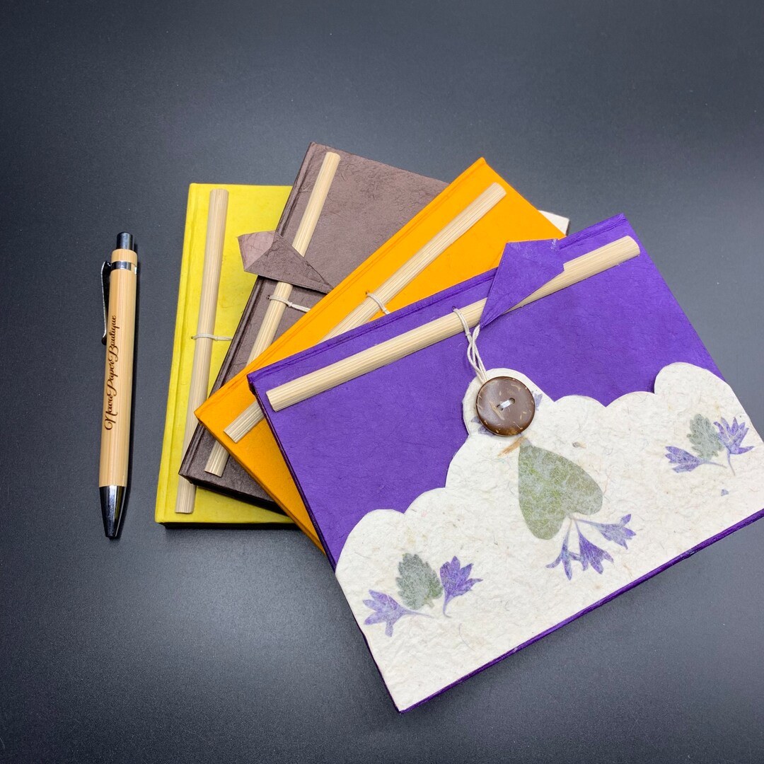 Small Dried Flower Lokta Journal Hand-made in Nepal, Hand-pressed ...